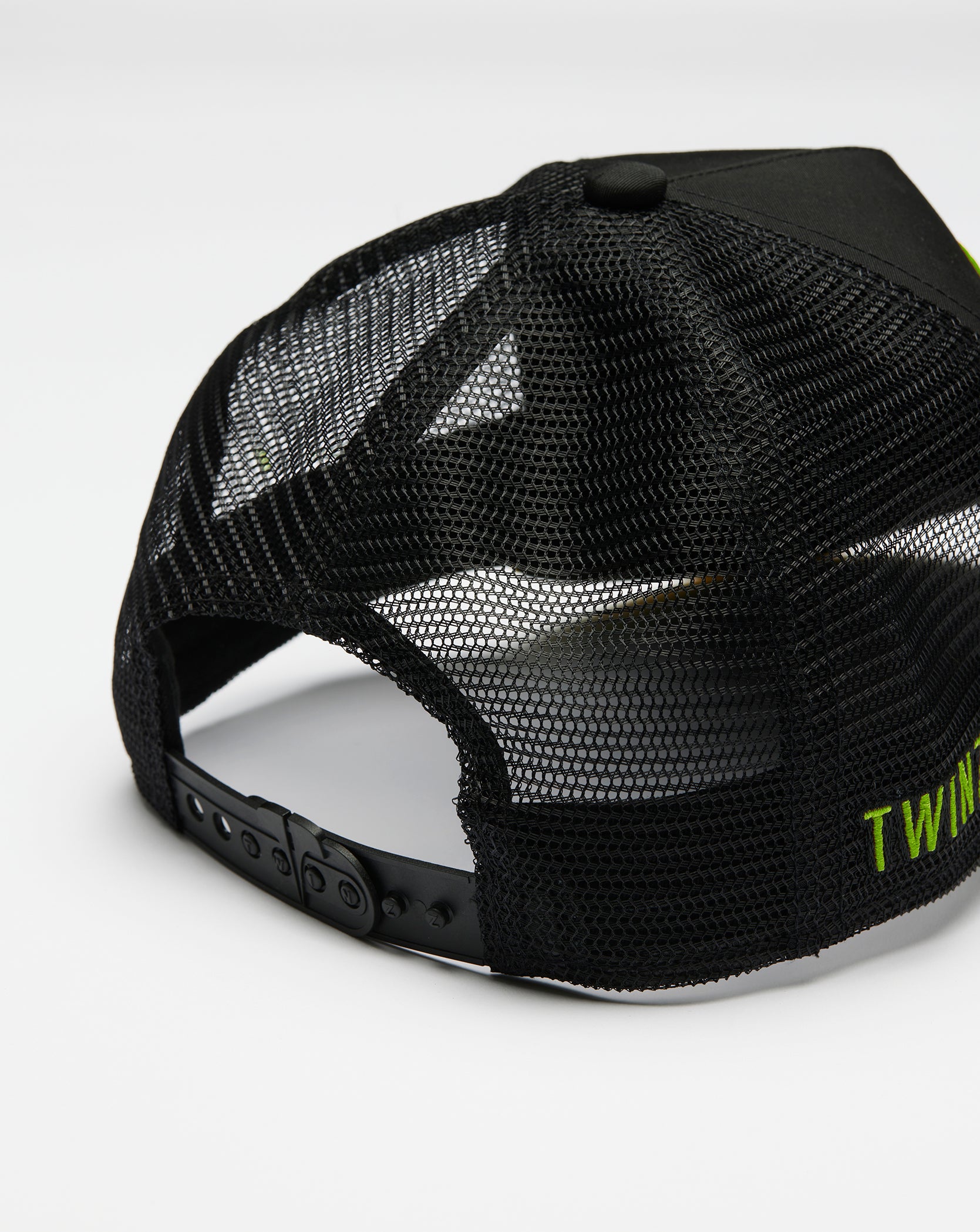 Sports Luxe Shop UK - TWINZZ